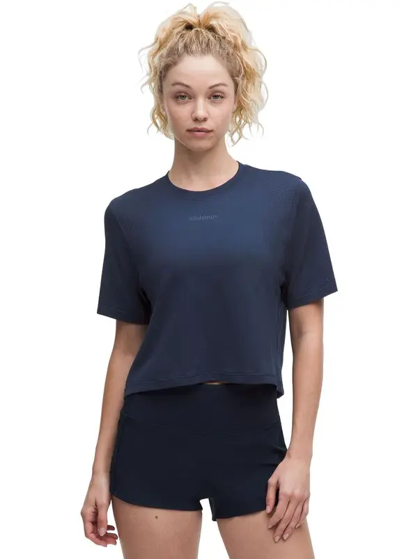 Lululemon Swiftly High-low Cropped Short-sleeve Shirt - Club Blue/club Blue