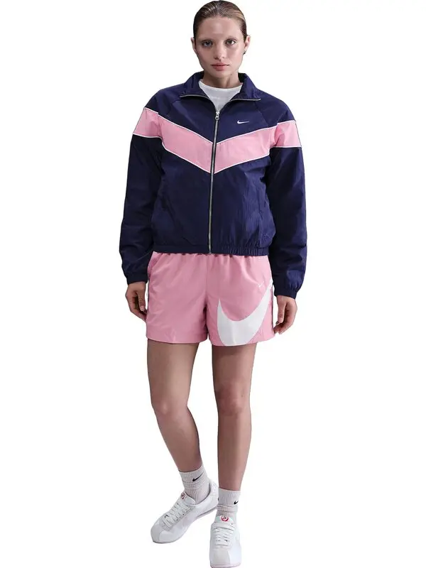 Nike Sportswear Classic Mid-rise 5" Woven Logo Shorts - Pink