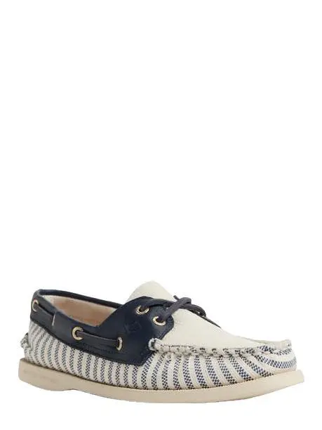 Sperry Authentic Original 2-eye Boat Shoe - White/ Navy