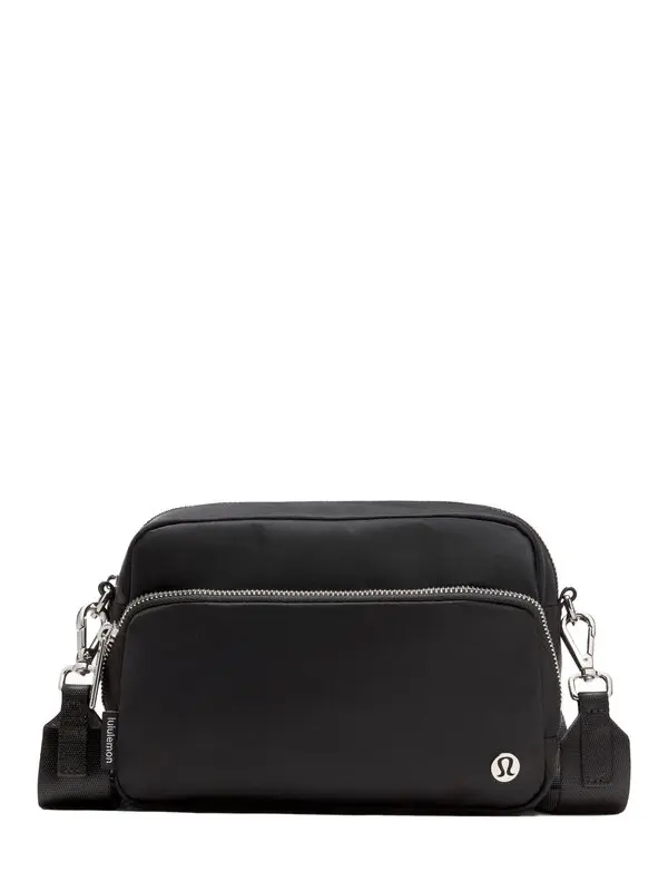 Lululemon Everywhere Crossbody Bag 3l - Black/silver