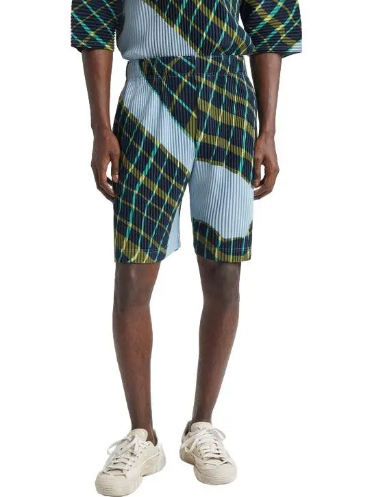 Issey Miyake Windswept Plaid Pleated Shorts - Blue Gray