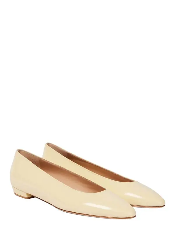 GIANVITO ROSSI Amelia 15 Leather Ballet Flats - Beige