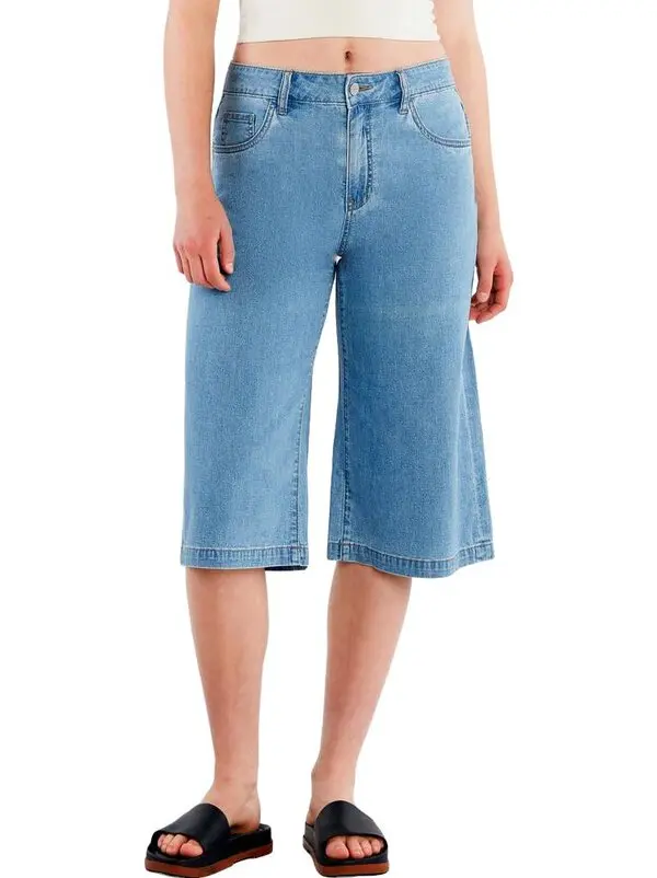 HINT OF BLU Mid-rise Relaxed Denim Shorts - Light Denim