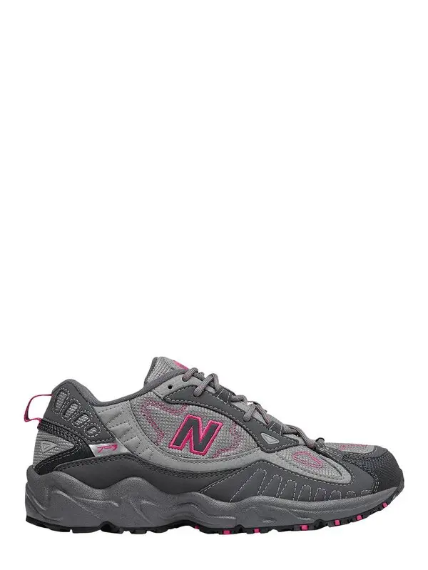 NEW BALANCE 703 Sneakers - Grey
