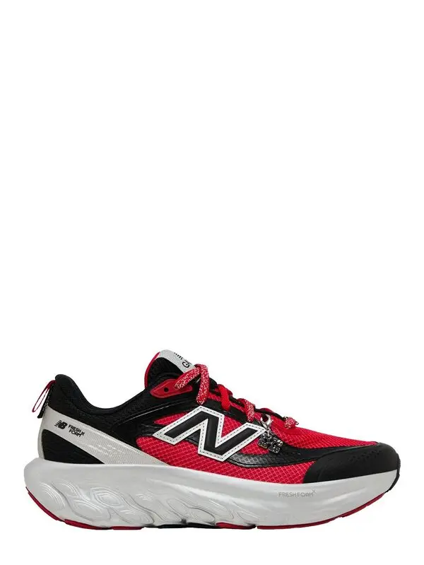 NEW BALANCE Ganni X Fresh Foam Trainer - Red