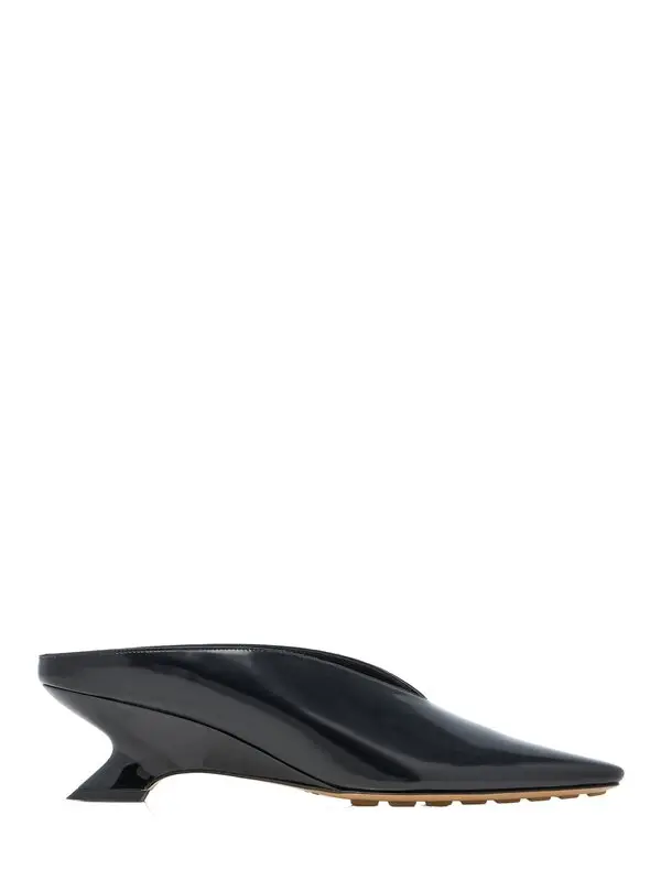 Bottega Veneta Bounty Patent Vinyl Mule Pumps - Black