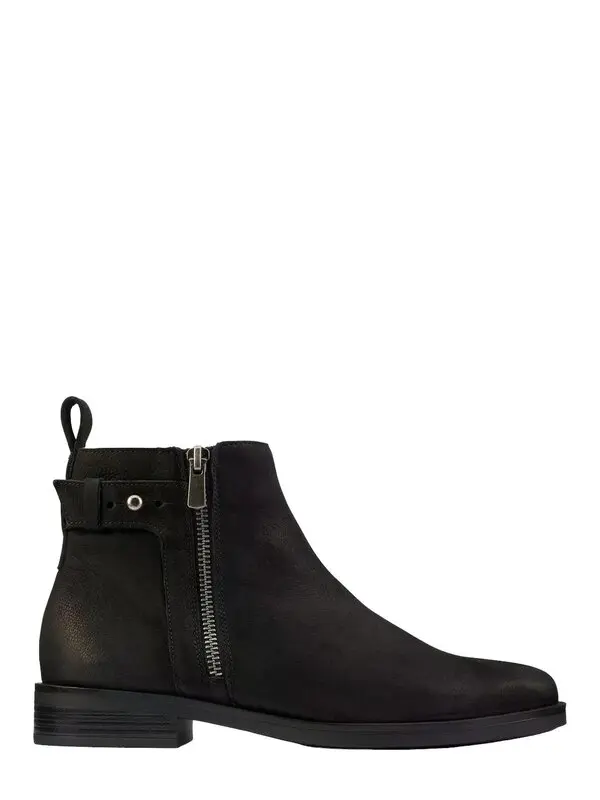 Clarks Memi Boots - Black