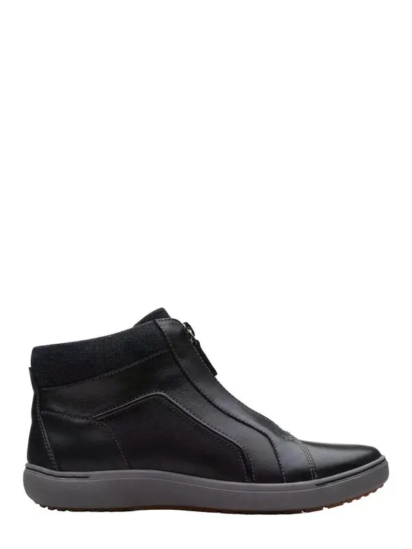 Clarks Nalle Boots - Black
