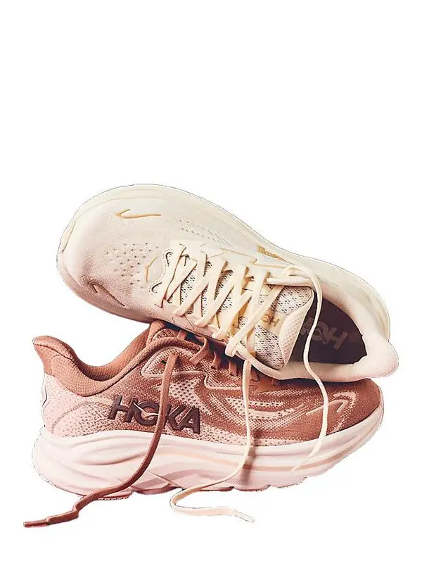HOKA® Clifton Sneakers - Blush/rose Latte