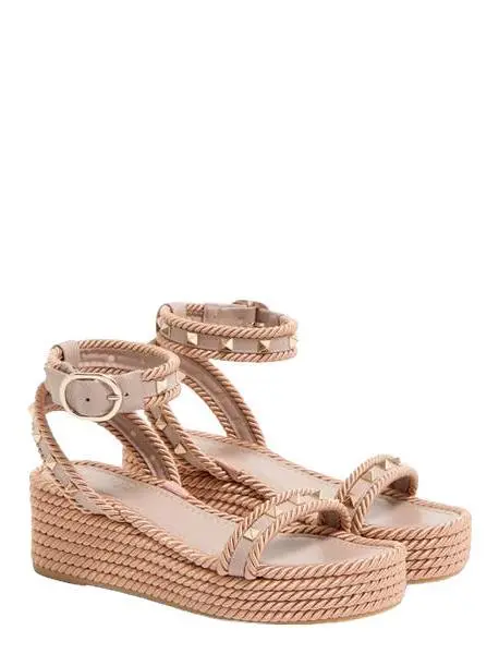 Valentino Garavani Rockstud Espadrille Wedge Sandal - Poudre