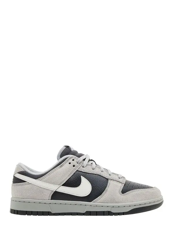 Nike Dunk Low Sneakers - Grey