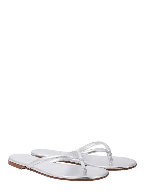 GIANVITO ROSSI Calypso Metallic Leather Thong Sandals - Silver