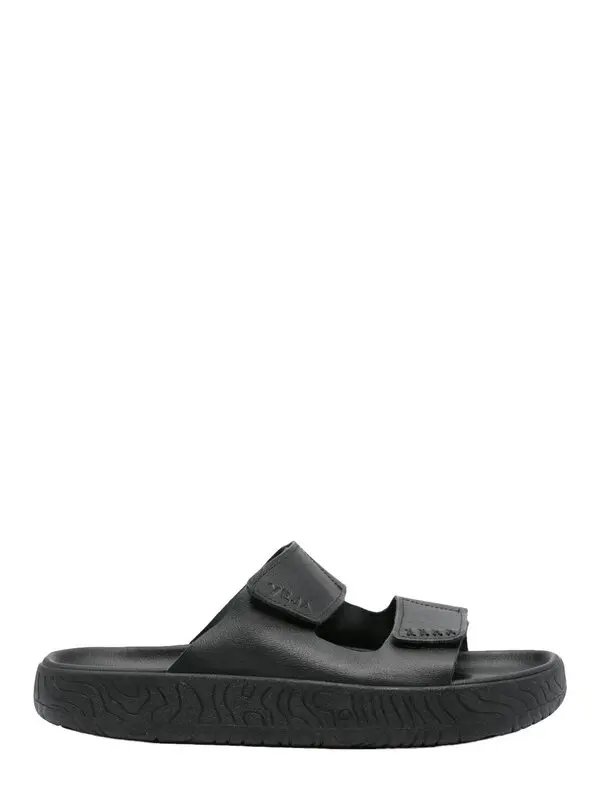 VEJA Etna Sandals - Black