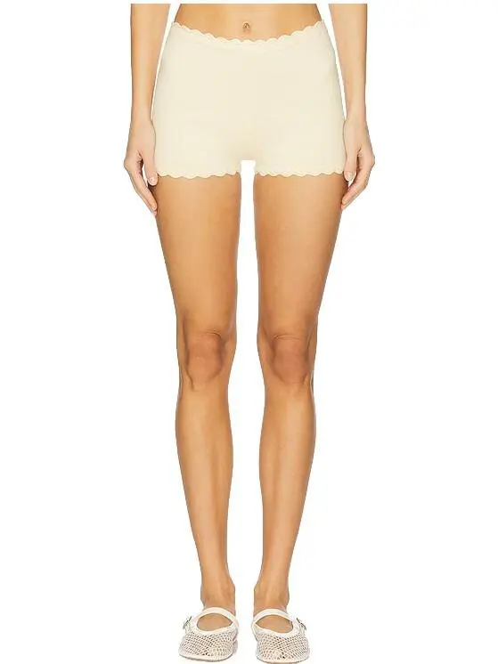 GUIZIO Scallop Short - Ivory