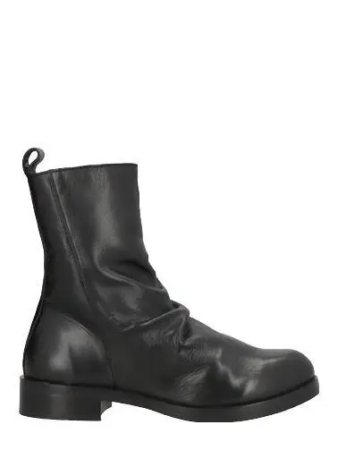 NILA & NILA Leather Ankle Boots - Black
