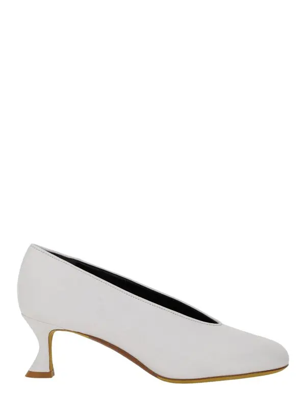 Moschino Leather Pumps - White