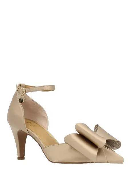 J. Reneé Pammie Pointed Toe Pump - Beige