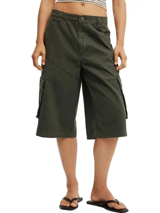 COTTON ON Long Cargo Jort - Dark Washed Green