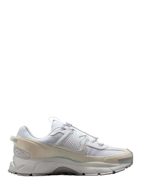 Nike Zoom Vomero 5 Sneakers - White
