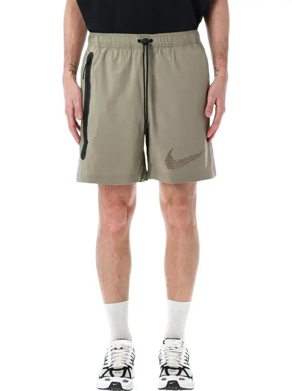 Nike Tech Shorts - Green