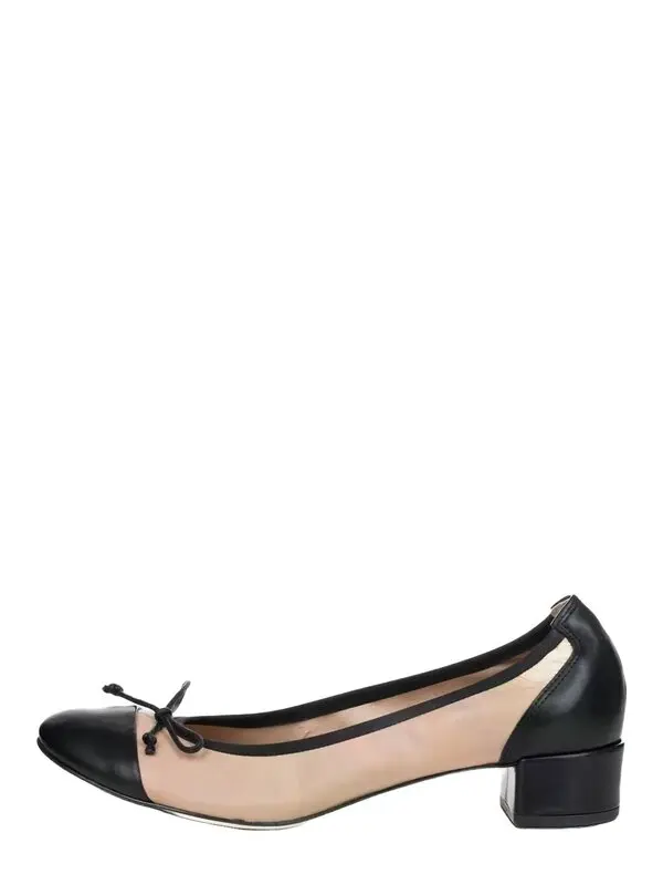 POCHE PARIS Leather Pumps - Neutrals