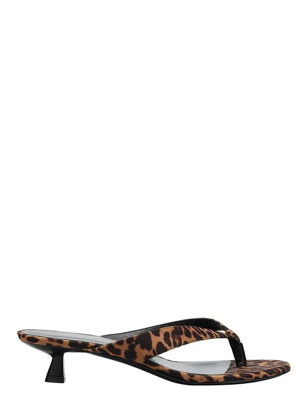 STUART WEITZMAN Rio Leopard-print Kitten-heel Thong Sandals - Leoprd