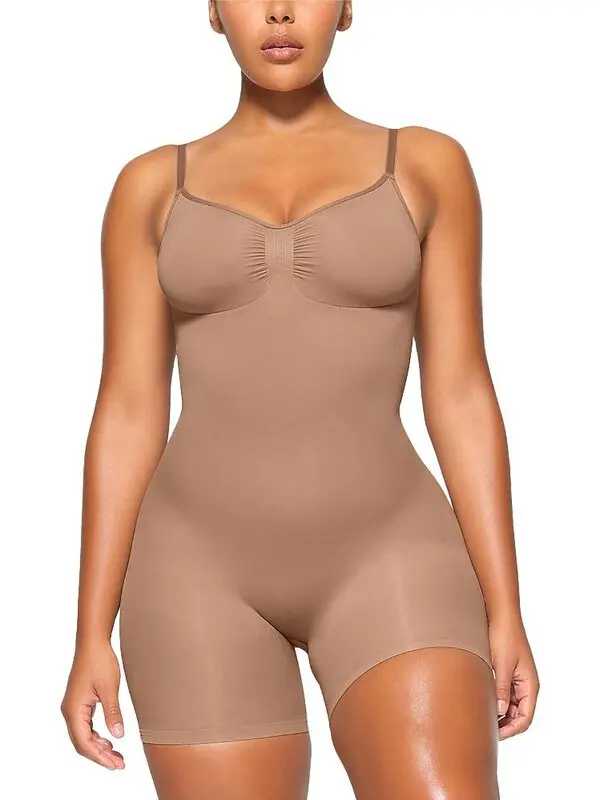 SKIMS Seamless Sculpt Mid Thigh Bodysuit - Sienna