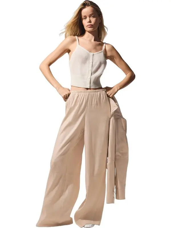 Alo Yoga Linen Getaway Cargo Wide Leg Pants - Macadamia