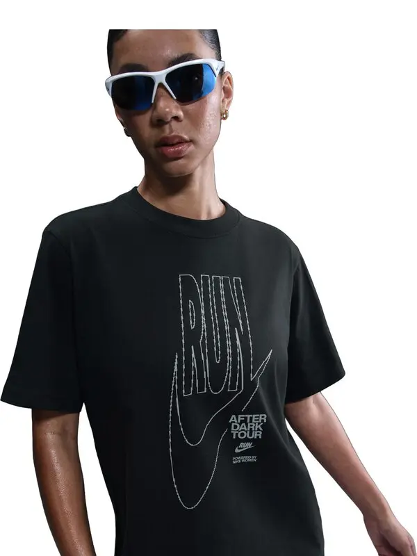 Nike After Dark Tour Oversized Graphic T-shirt - Black