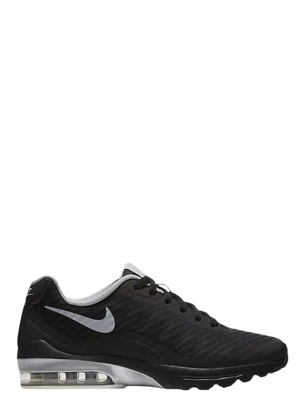 Nike Air Max Invigor Se Sneakers - Black