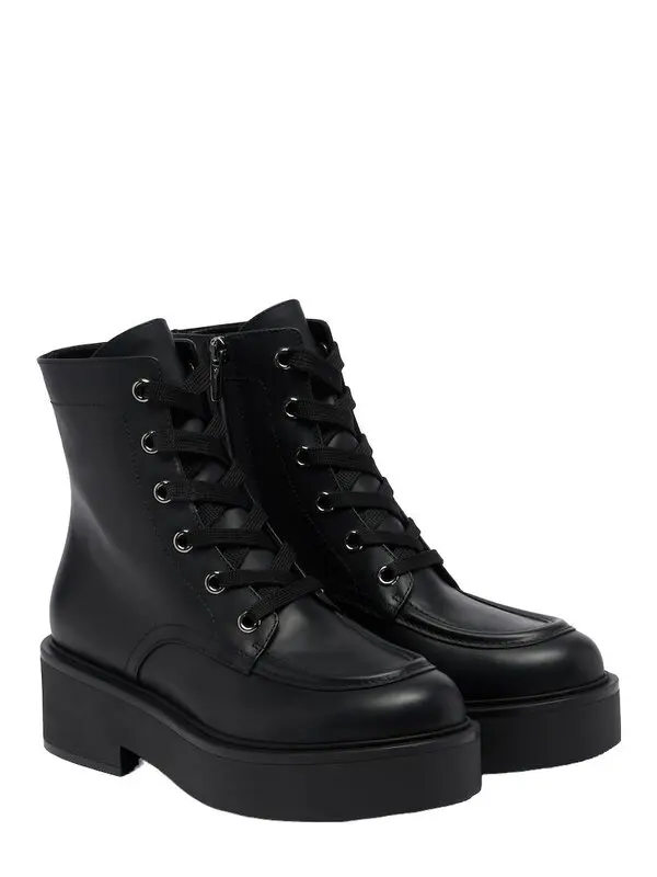 GIANVITO ROSSI Calf Leather Lace-up Boots - Black
