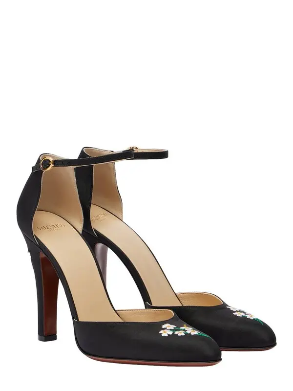 Valentino Garavani Hi Dolly 105 Embroidered Satin Pumps - Black