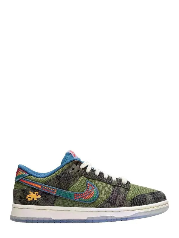 Nike Dunk Low Siempre Familia Sneakers - Green