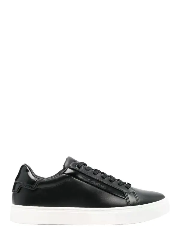 Calvin Klein Debossed-logo Detail Sneakers - Black