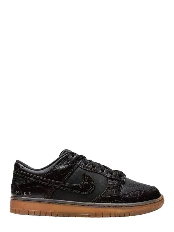Nike Dunk Low Velvet Brown Sneakers - Black