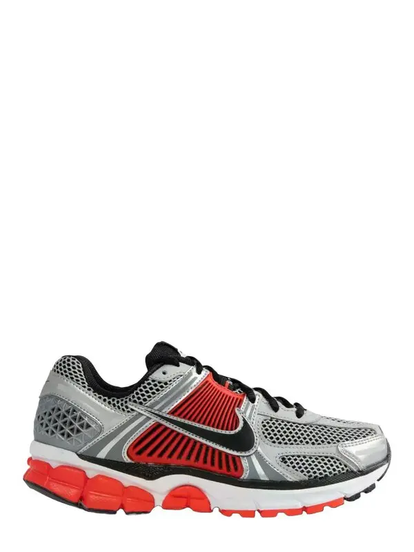 Nike Zoom Vomero 5 Sneakers - Silver