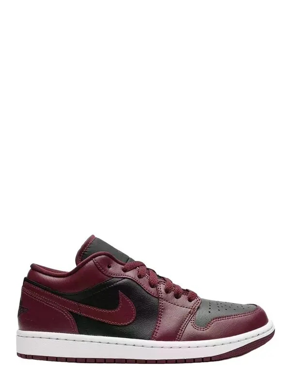 JORDAN 1 Low Sneakers - Black