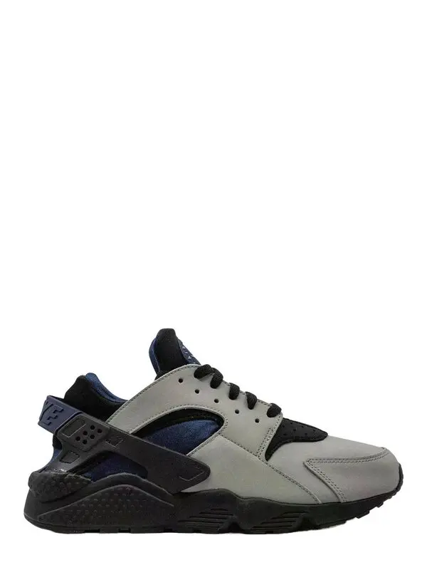 Nike Air Huarache Le Low-top Sneakers - Grey
