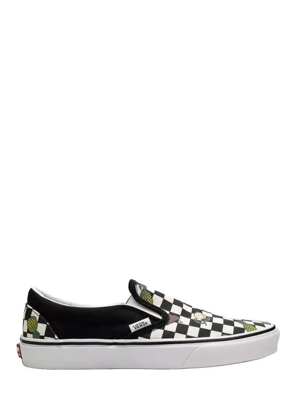 VANS Classic Slip-on Fruit Checkerboard Sneakers - Black