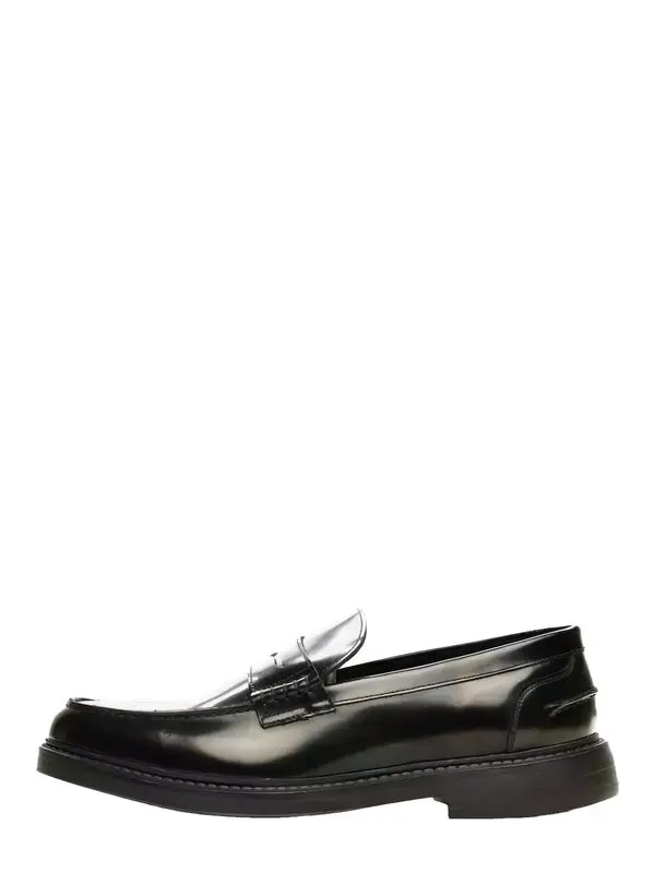 POCHE PARIS Ernest Loafers - Black