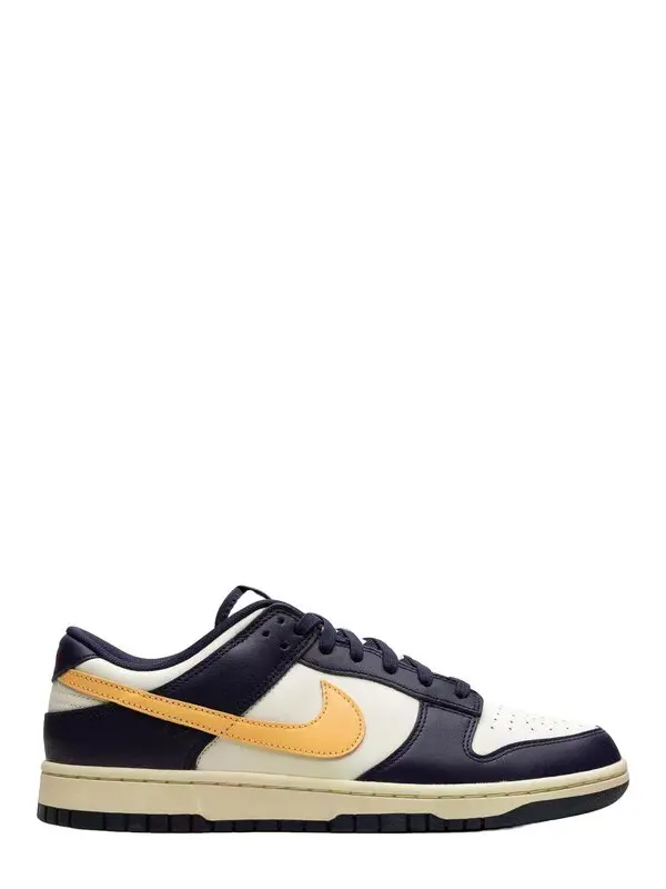 Nike Dunk Low Sneakers - Purple