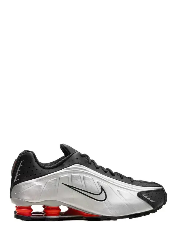 Nike Shox R4 Sneakers - Silver