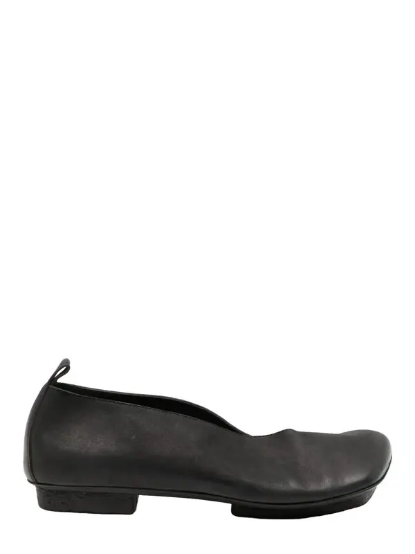 UMA WANG Asymmetric-toe Leather Ballet Shoes - Black