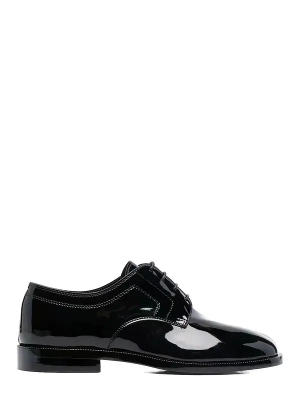 MAISON MARGIELA Tabi Patent Leather Derby Shoes - Black