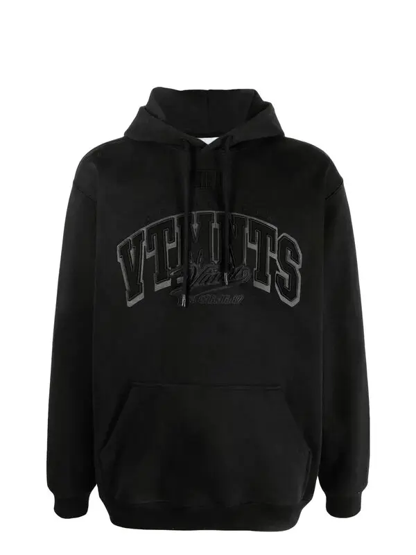 VTMNTS Embroidered Logo Long-sleeve Hoodie - Black