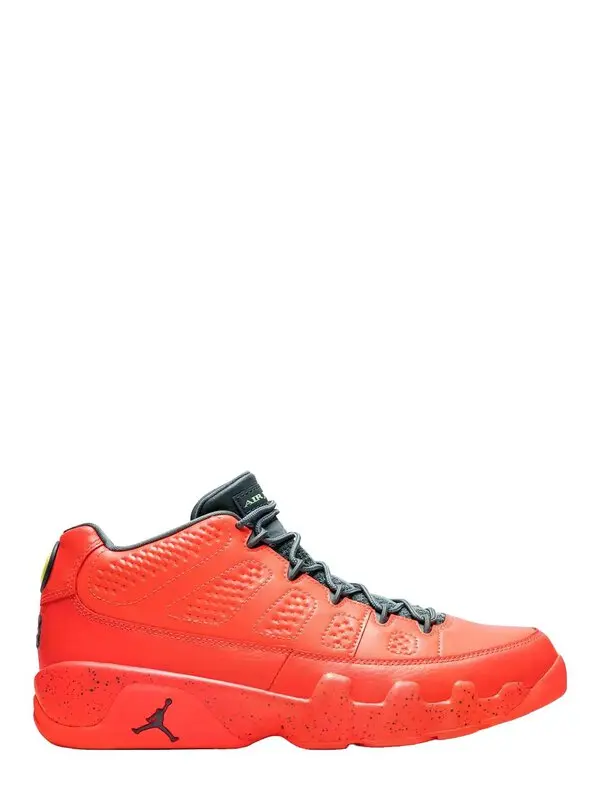 JORDAN 9 Retro Low Bright Mango Sneakers - Orange