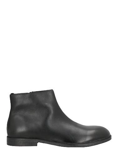 Moma Calfskin Ankle Boots - Black