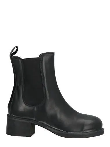 Moma Ankle Boots In Calfskin Leather - Black