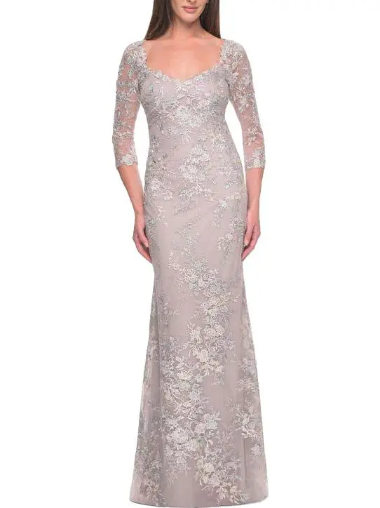 LABOMME Embroidered Lace Fitted Gown - Mauve