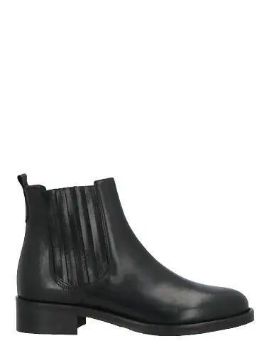 NOA A. Leather Chelsea Boots - Black